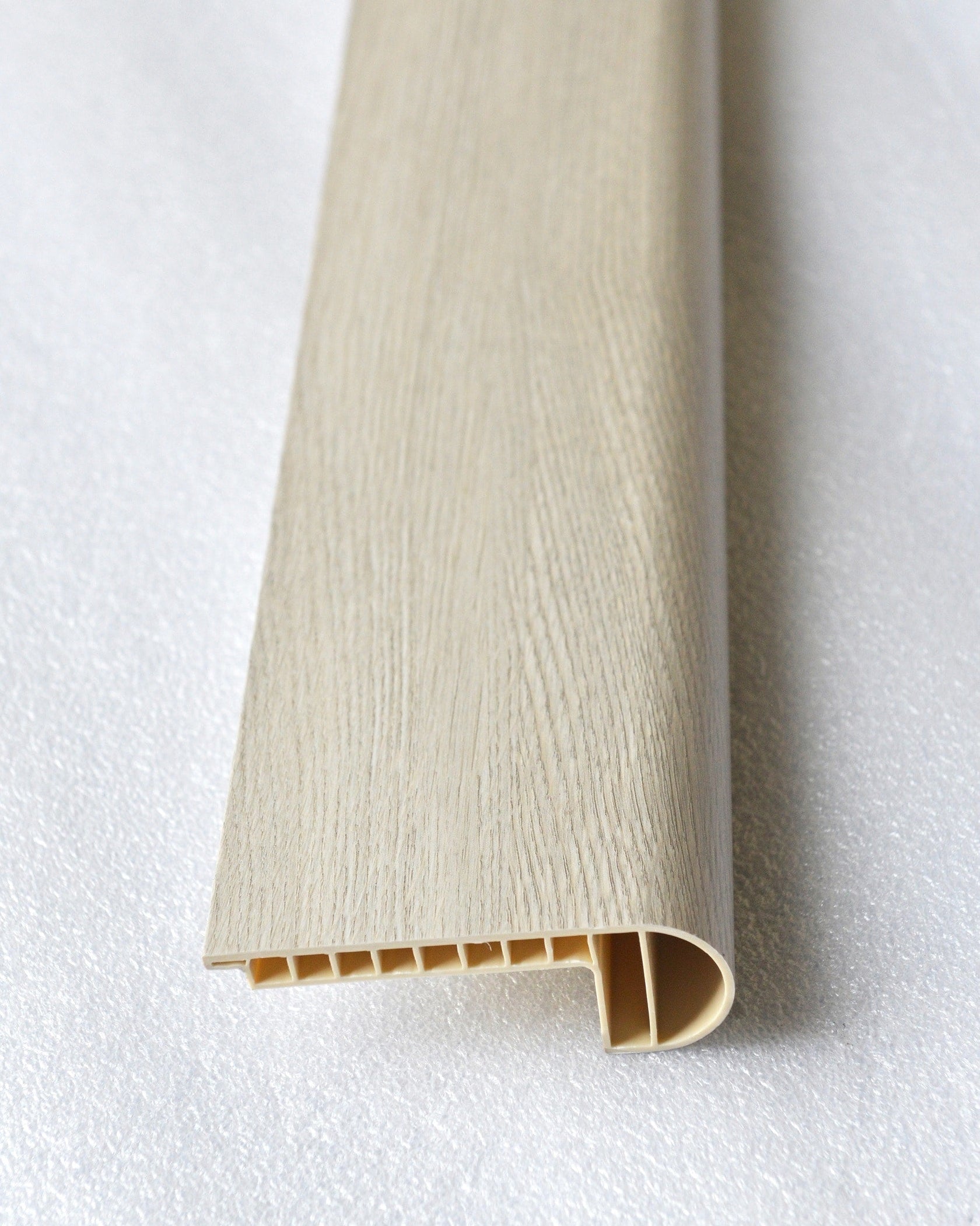 Vinyl Moldings - Ultimate Collection - Desert Oak – BuildDirect